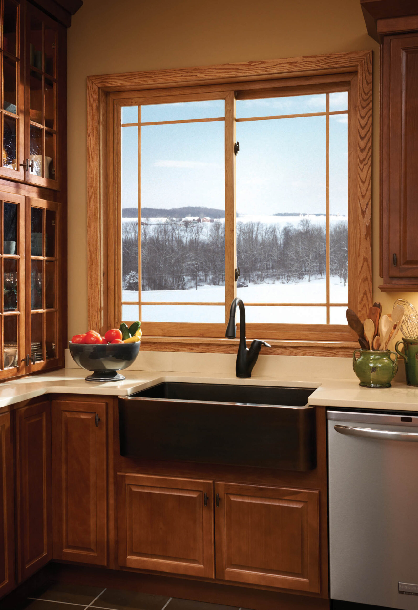 Warming up with woodgrain vinyl - Simonton