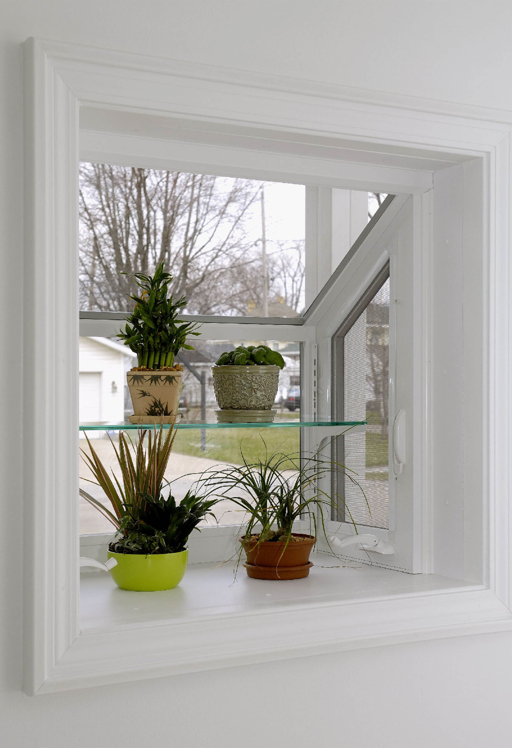 Contemporary garden window - Simonton